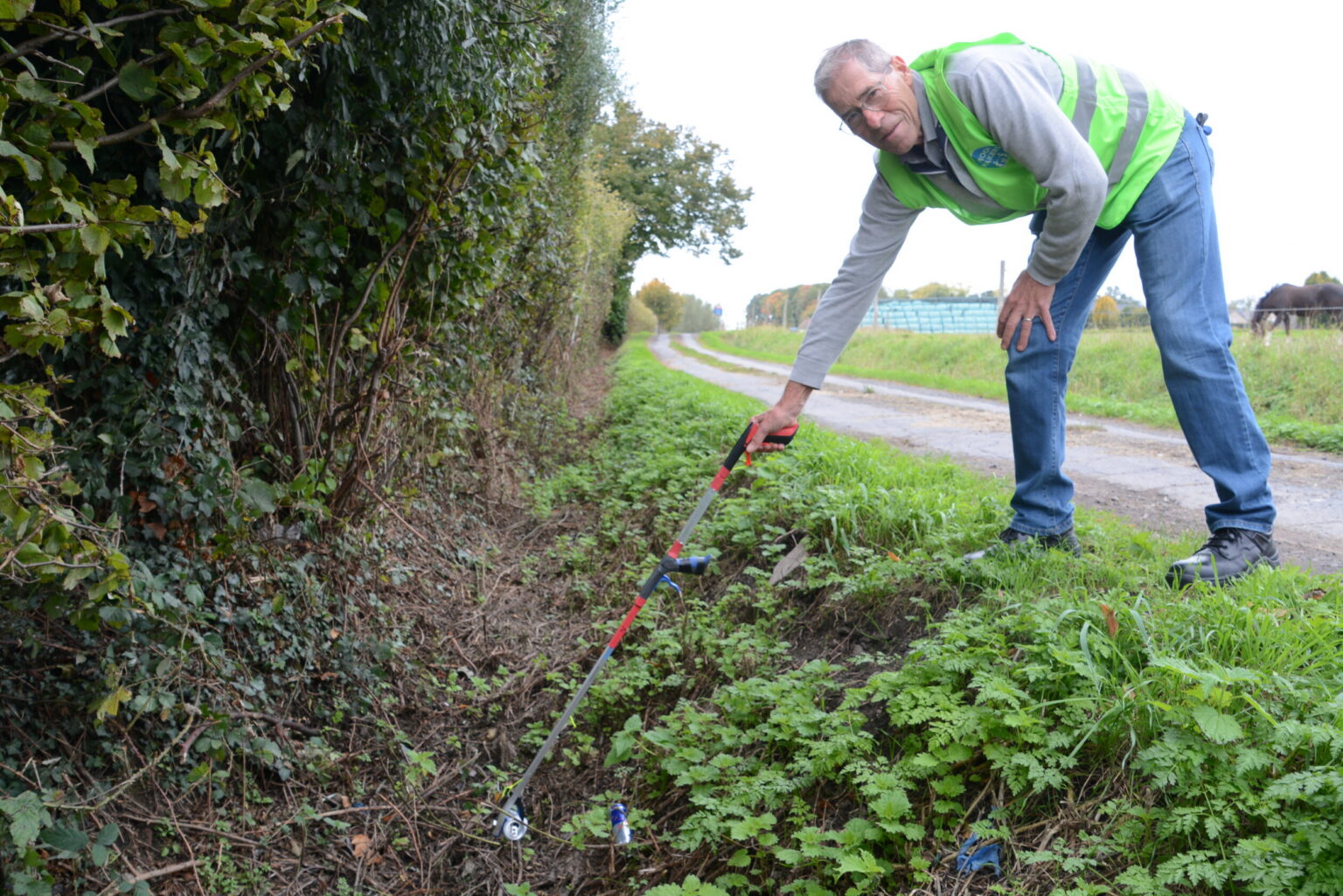 Samen voor minder afval in grachten - Mirom Menen